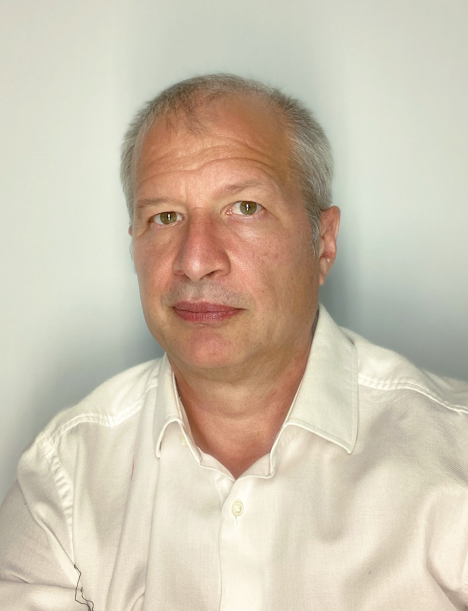 List > Faculty > People > Fashion Design